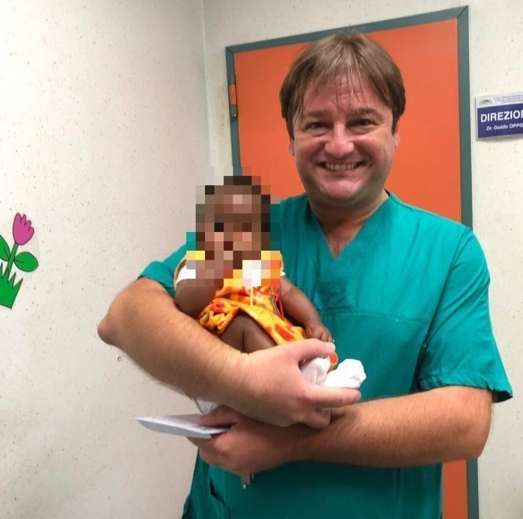 Miracolo al Monaldi: intervento al cuore salva una bimba keniana
