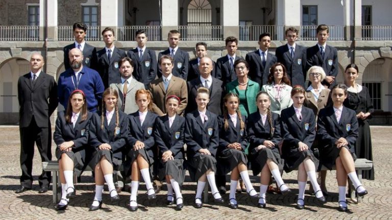 Il Collegio 4, il 22 ottobre la prima puntata su Rai 2: Simona Ventura ...