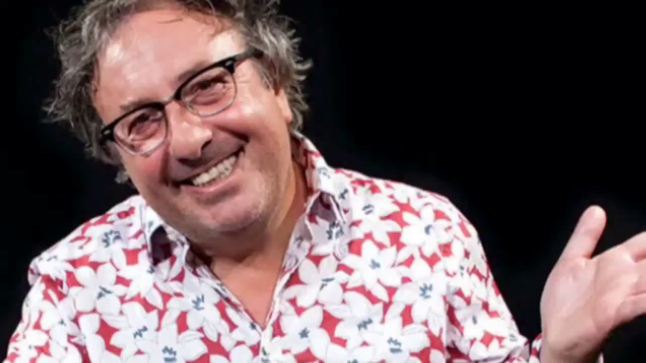 Lucio Caizzi apre la stagione del teatro Mario Scarpetta con “Siamo ...