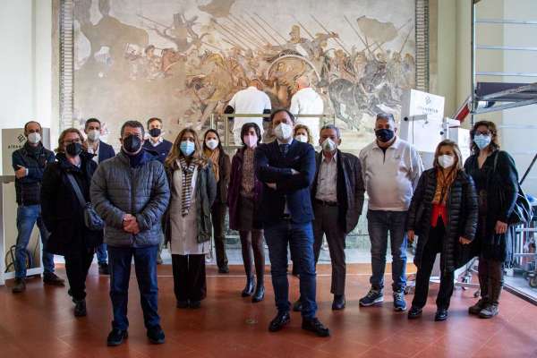 Il celebre mosaico di "Alessandro" in restauro al MANN