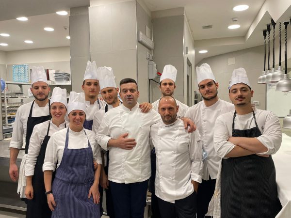 All'Hotel Due Torri di Maiori lo chef Crisci ospita l'amico e collega ...