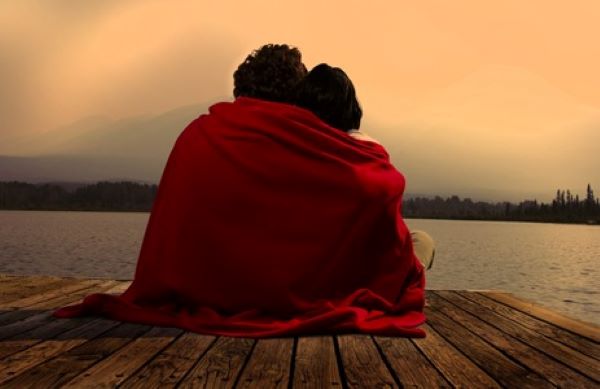 San Valentino, la festa degli innamorati: ecco le frasi più belle da ...