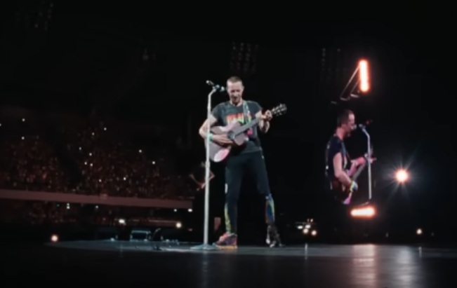 "Tutto passa", il tributo dei Coldplay alla città di Napoli